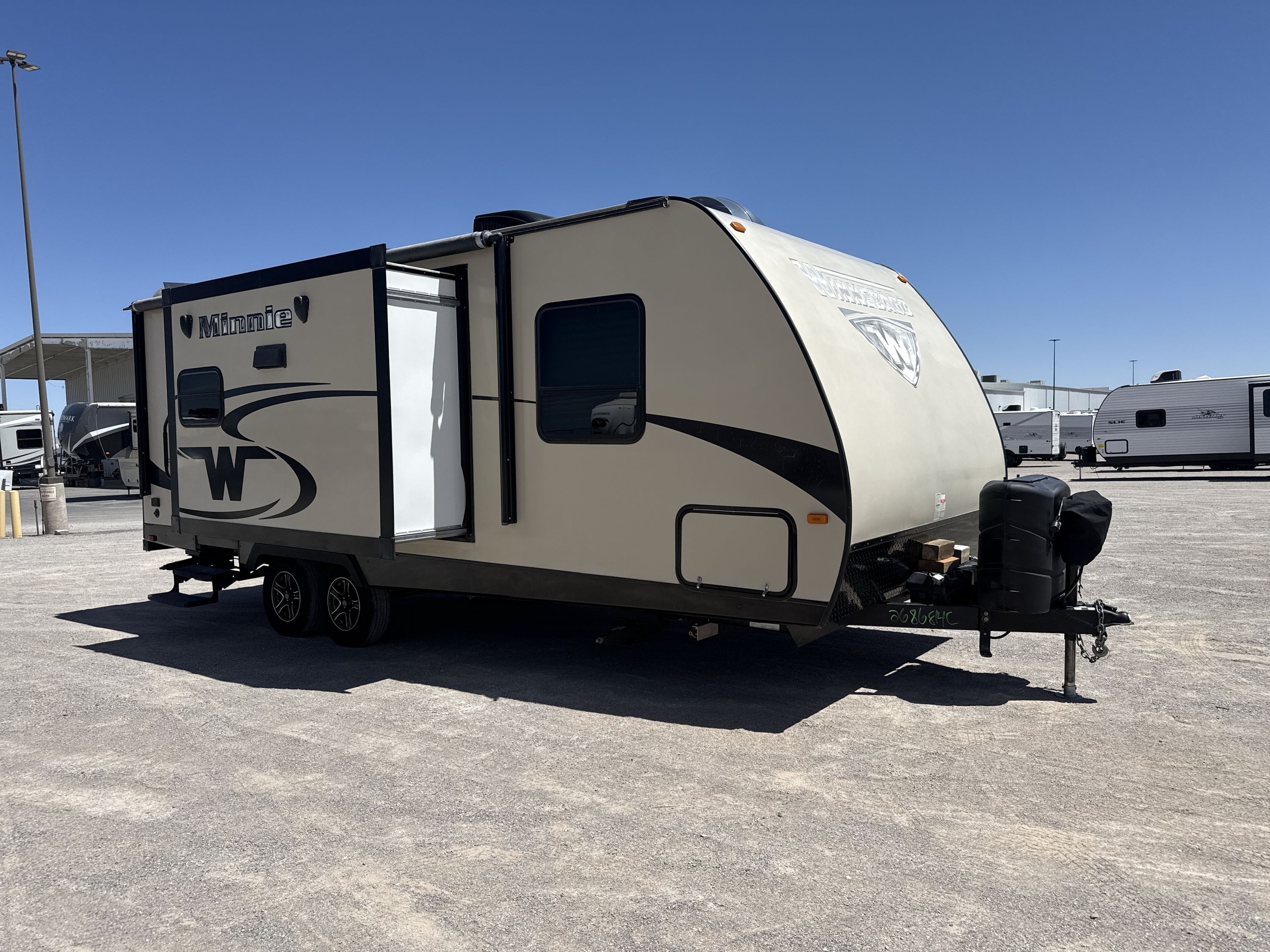 2014-2020 Winnebago Minnie 2351DKS RVs for sale - RV Trader