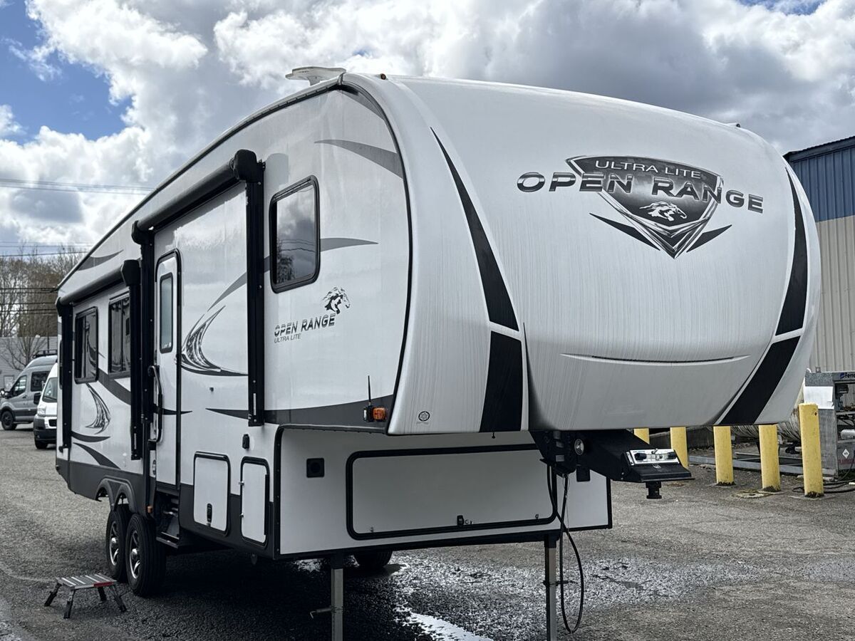 2016-2018 Highland Ridge Open Range Ultra Lite Fifth Wheels for sale ...