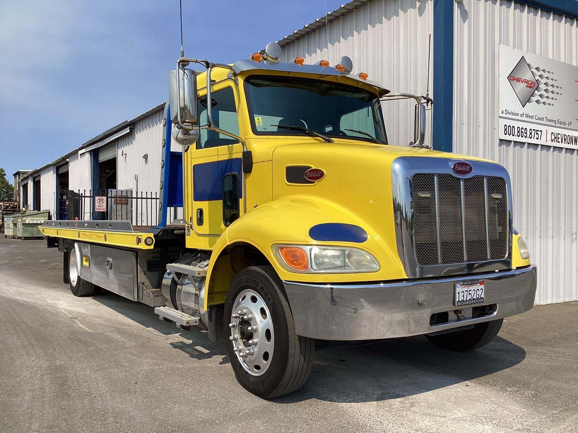 Peterbilt For Sale - Peterbilt Rollback Tow Trucks - Commercial Truck ...