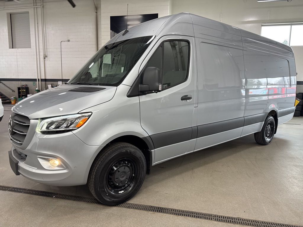 Mercedes-Benz Sprinter Trucks For Sale in Minnesota - Commercial Truck ...
