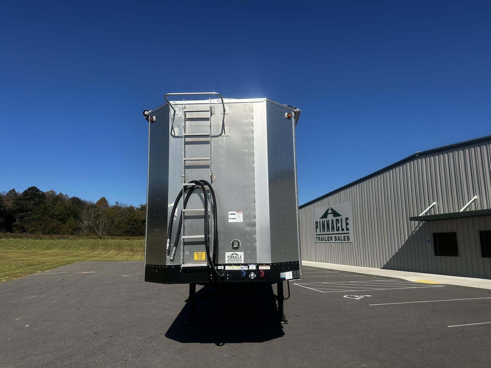 Used 2024 Kalyn Siebert 45' X 96" X 13'6" Live Floor Chip For Sale in ...