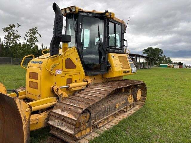 Komatsu Dozers Equipment listings For Sale Near Lambertville, Michigan ...