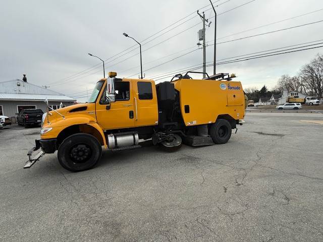 Sweeper,street Cleaner For Sale - Commercial Truck Trader