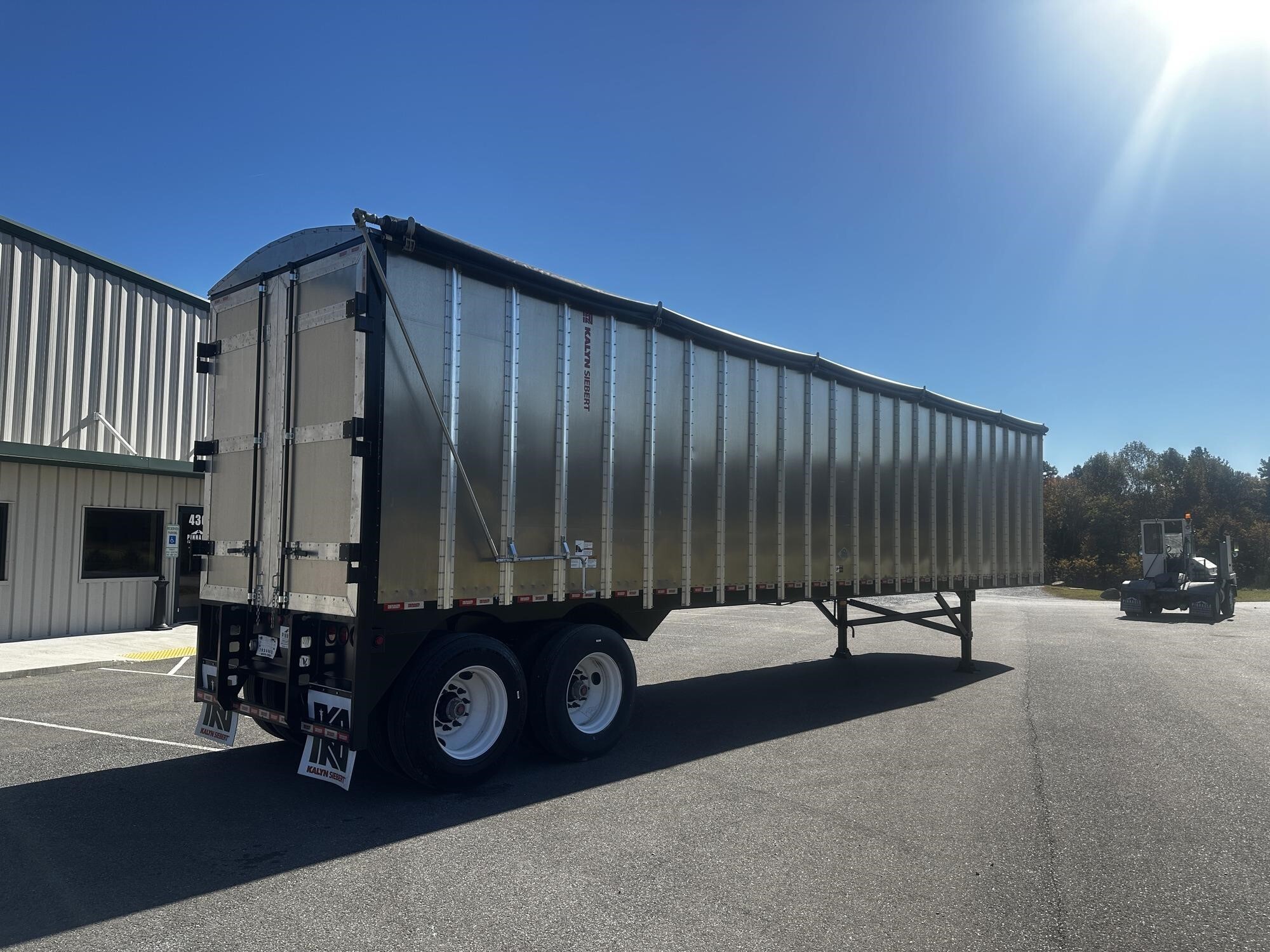 Used 2024 Kalyn Siebert 45' X 96" X 13'6" Live Floor Chip For Sale in ...