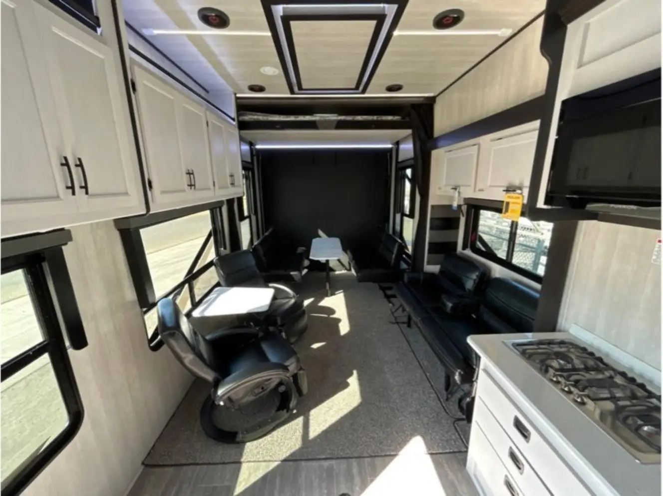 New 2026 Genesis Supreme Vortex 3219CRSB 3219SCRB For Sale in Madera ...
