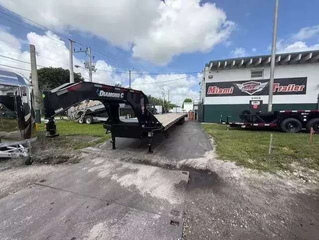 2025 Diamond C Flatbed Trailer For Sale - Commercial Truck Trader