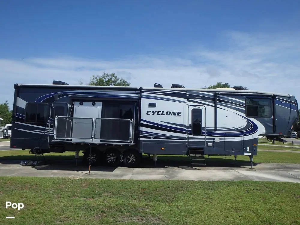 4250 Cyclone For Sale - Heartland RVs - RV Trader