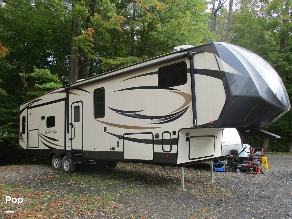 Fifth Wheel RVs - Fifth Wheels Sleeps 9 For Sale Near 406, Pennsylvania ...